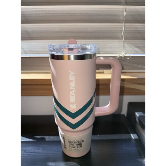 Stanley | Dining | Stanley Oasis 3oz Pink And Green Chevron Protour ...